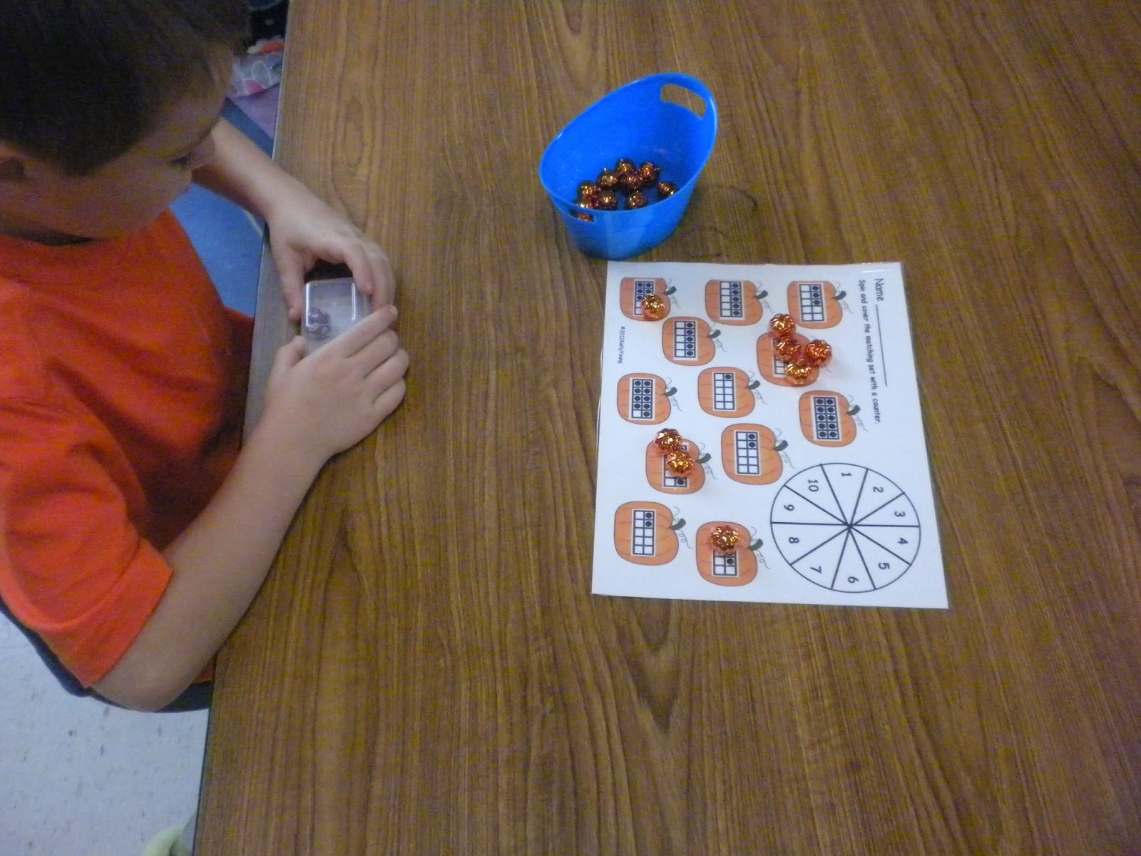 Math Tubs in Kindergarten: Halloween Math Fun!