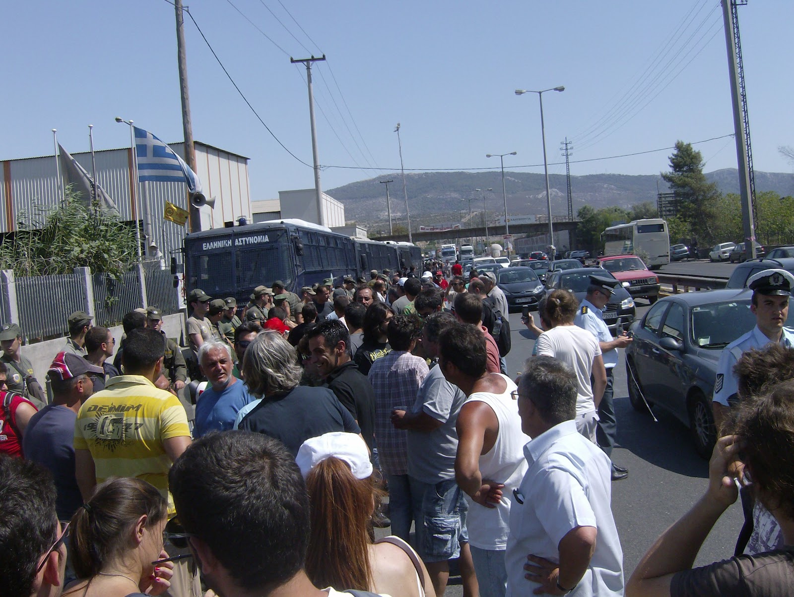 KINHMATA ΑΠΟ ΤΑ ΚΑΤΩ: ΤΑ ΣΤΡΑΤΟΠΕΔΑ ΞΕΧΩΡΙΖΟΥΝ : ΦΩΤΟ ΑΠΟ ΤΗΝ ...