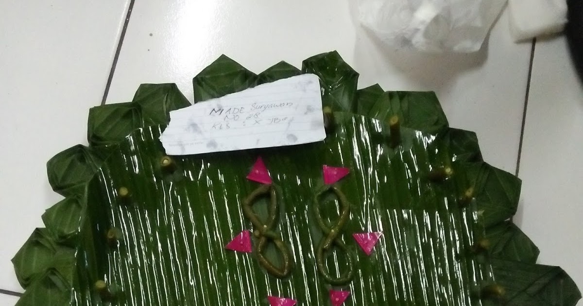 Lipatan daun bunga telang