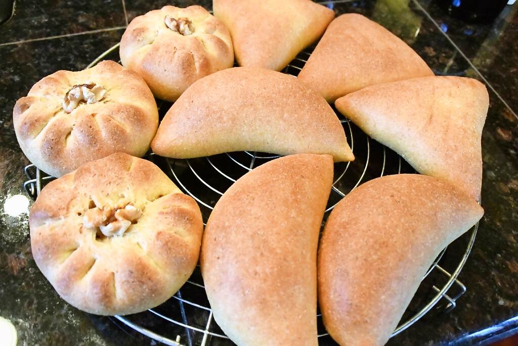 Recipes for Tom: Karifurawaa to masshuruumu no karee pan / curried ...