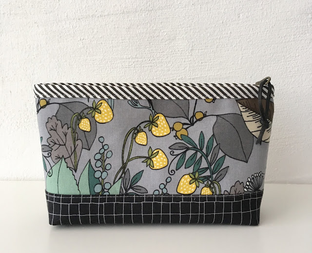 s.o.t.a.k handmade: lola pouch + pattern sale