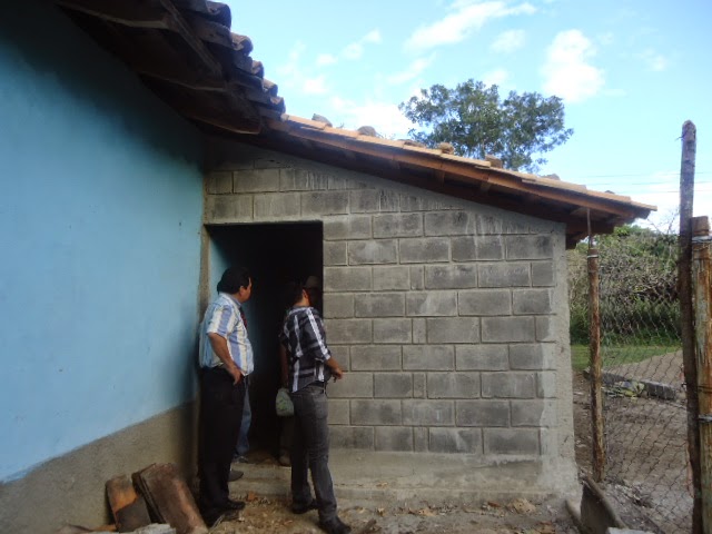 CONSTRUCCION DE CASA CURAL EN IGLESIA CATOLICA , LA LAGUANA SAN NICOLAS ...