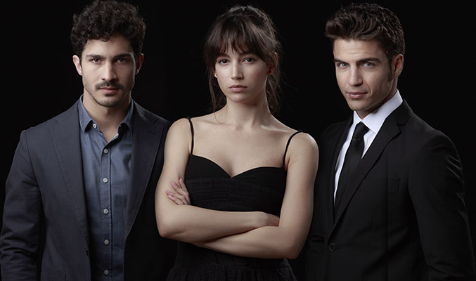 LUIS BAIETTI-CINE Y TEATRO: serie -@@ (@ ) LA EMBAJADA