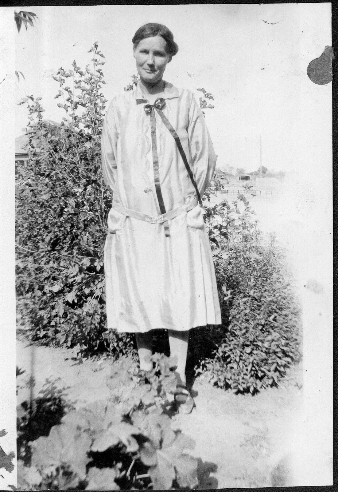 EDNA FAY LAWSON HOSKINS: EDNA FAY LAWSON HOSKINS