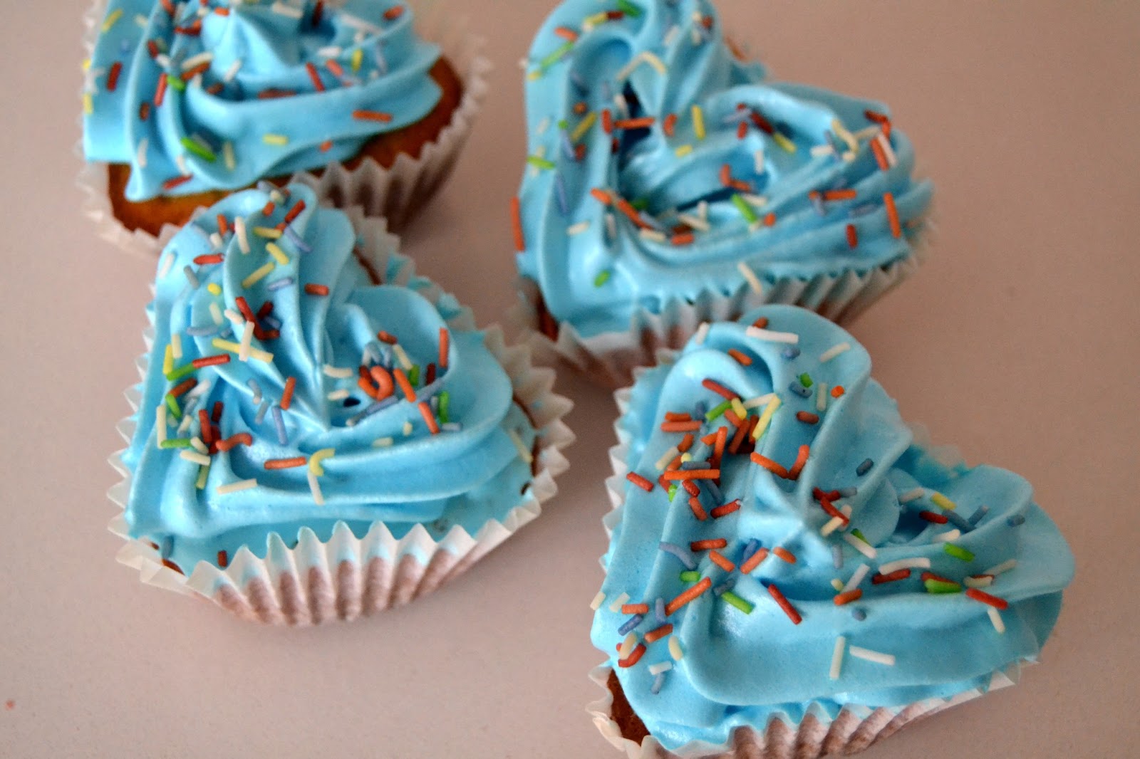Diario Lady Art : ¡¡Cupcake azul de vainilla!!