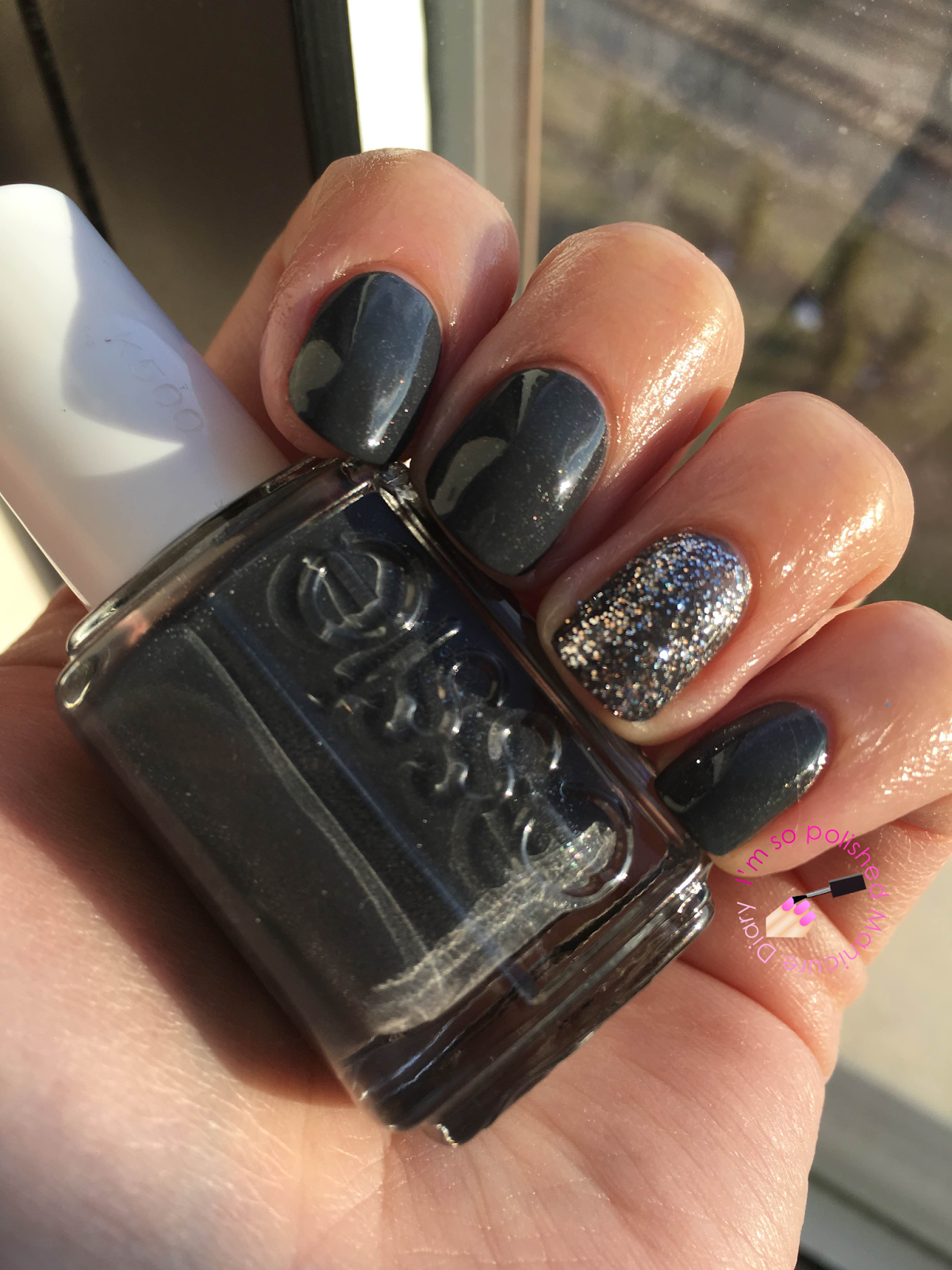 Manicure Diary: Essie Cashmere Bathrobe Manicure Diary: Essie Cashmere Bathrobe