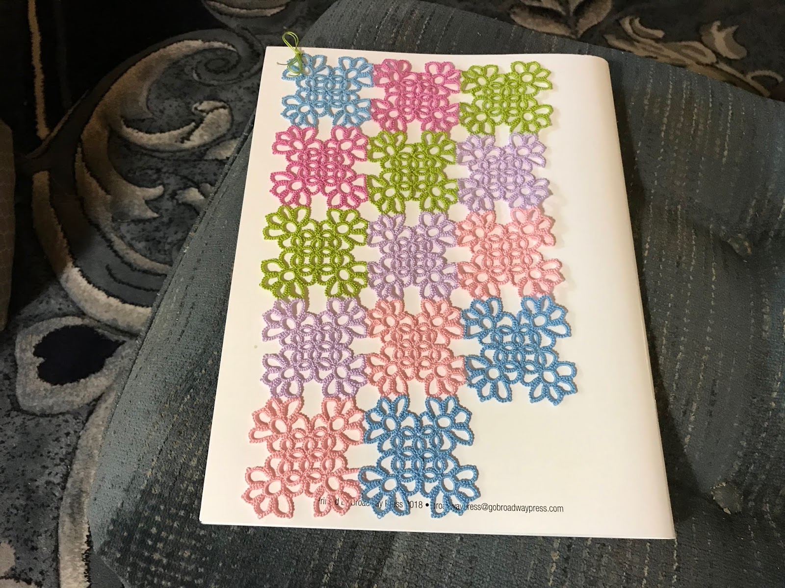 Lace-lovin' Librarian: Fumble fingers