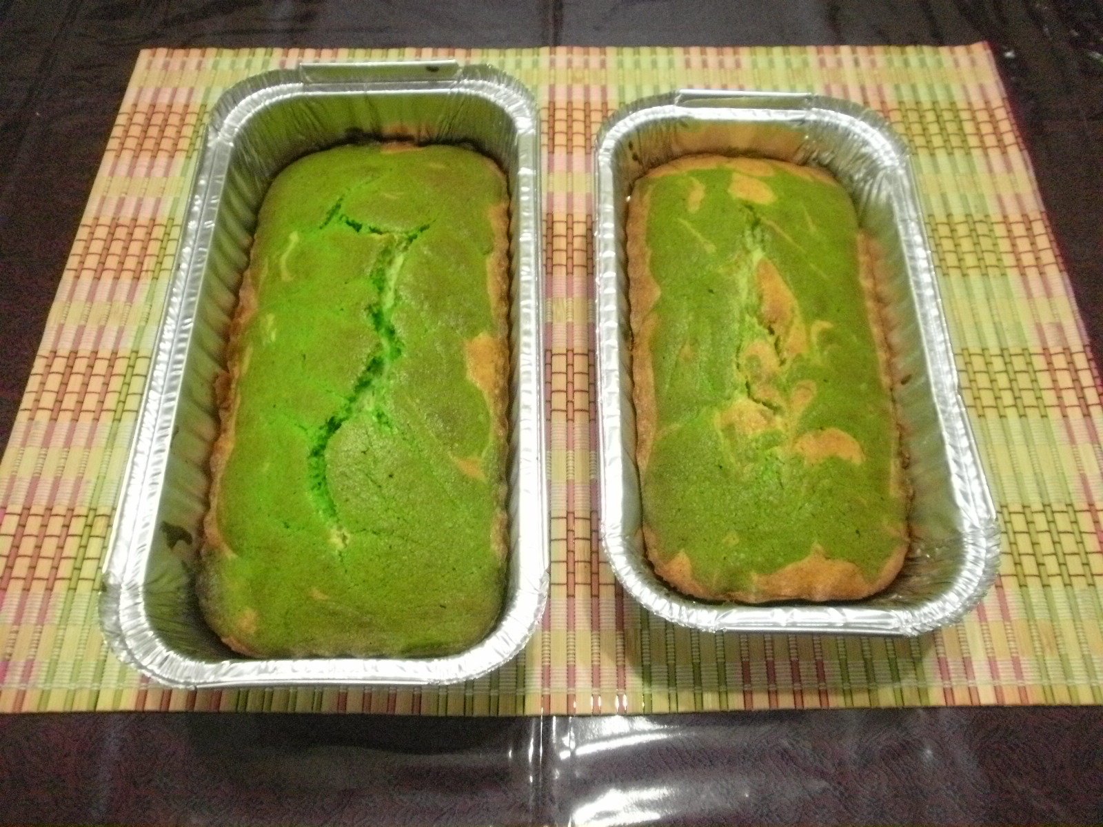 Zara ♥ Baking: GREEN PEA CAKE