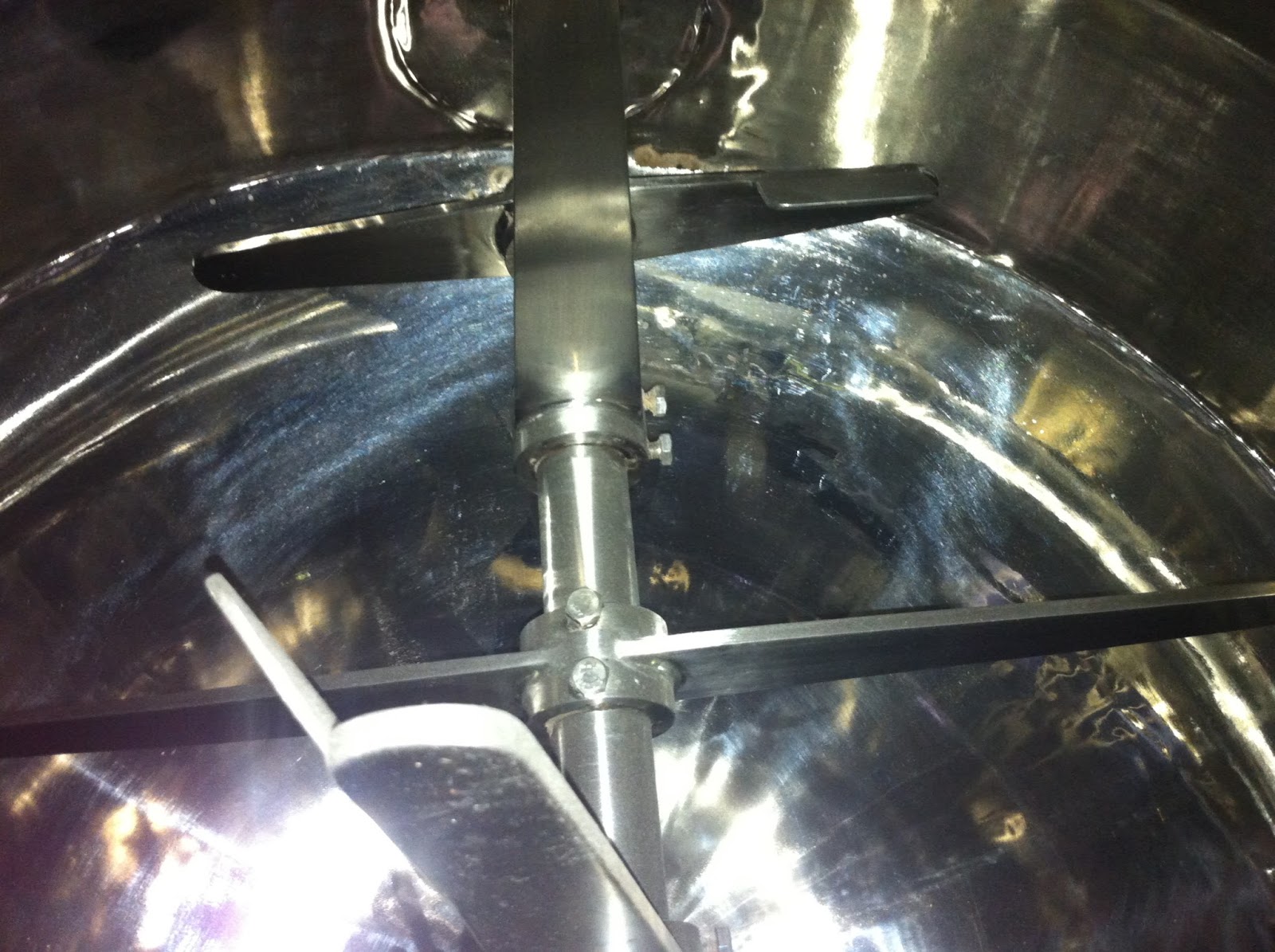 MESIN FARMASI: DOUBLE CONE MIXER