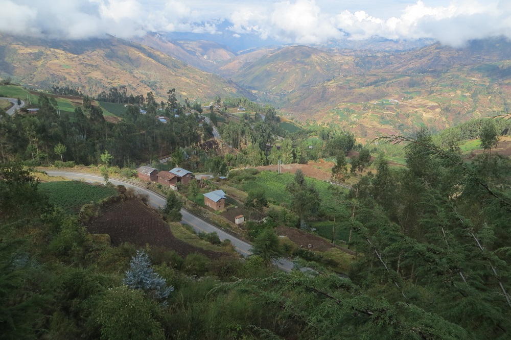 2015 Ecuador & Peru: SEPTEMBER 20 - LIMATAMBO TO CUSCO