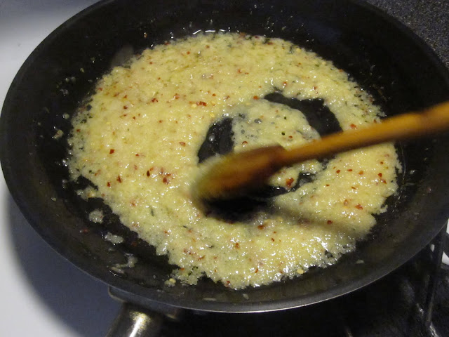 Gol Morich: Doodh Chingri