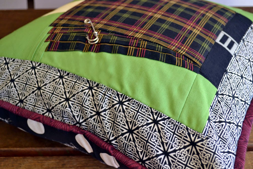 gemini stitches: Outlander craft swap