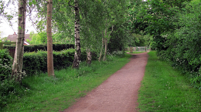 Two Wheels and a Camera: Biddulph Valley Way