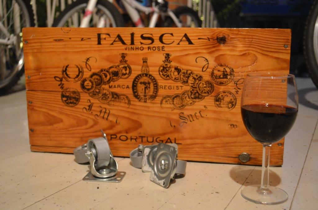 The Bennett House: My 1958 Faisca wine crate