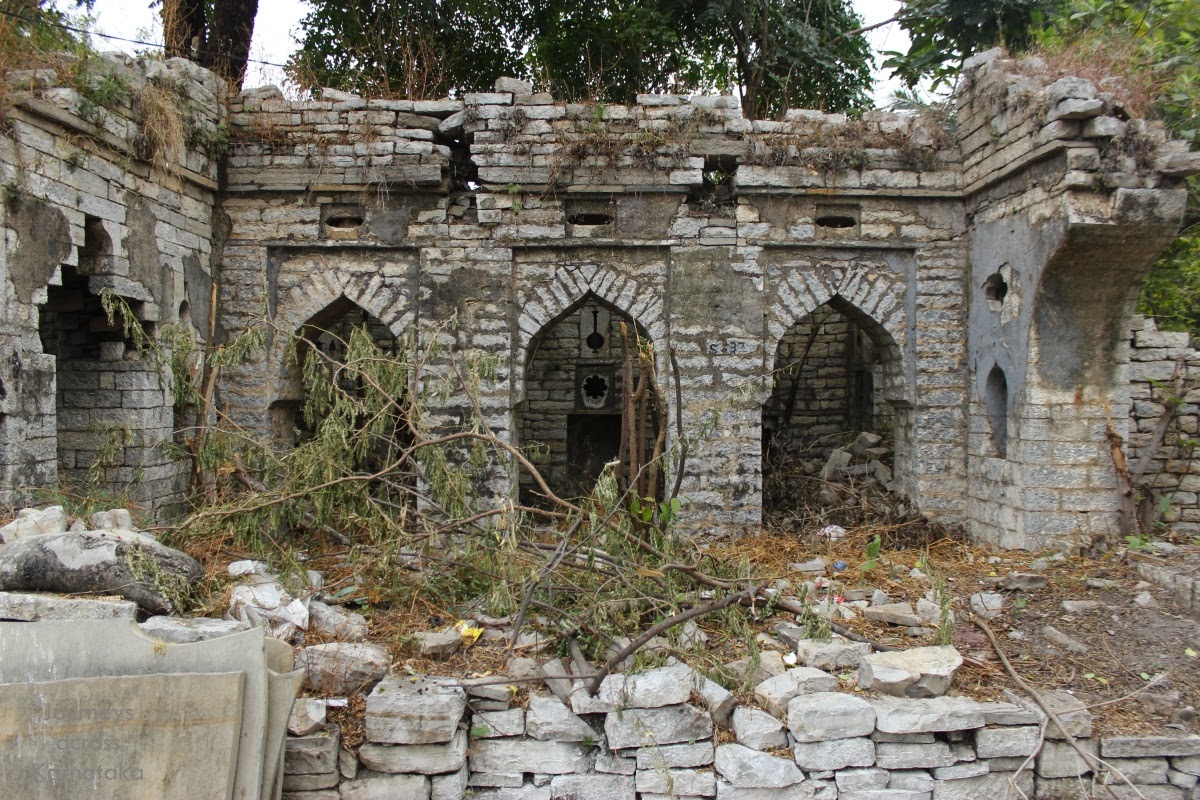 Journeys across Karnataka: Fort Malkhed ~ Manyakheta