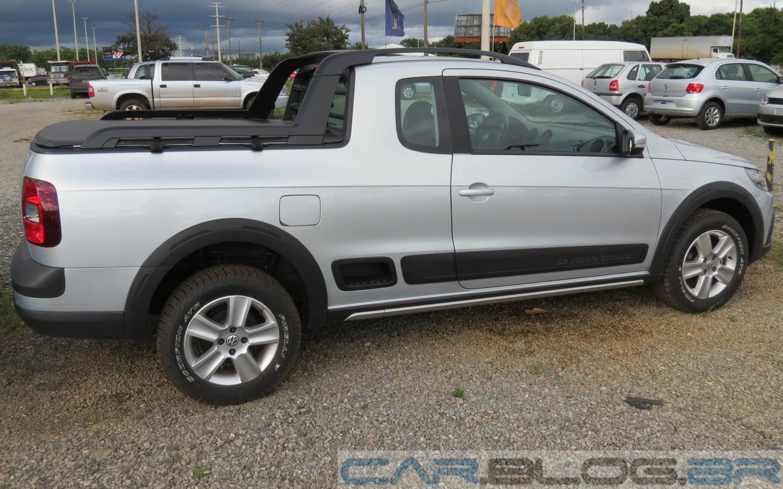 VW Saveiro 2013 é vendida com desconto de até 12% às vésperas do ...