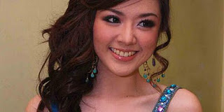 Franda, Presenter Cantik Total FootBall | Informasi Gila