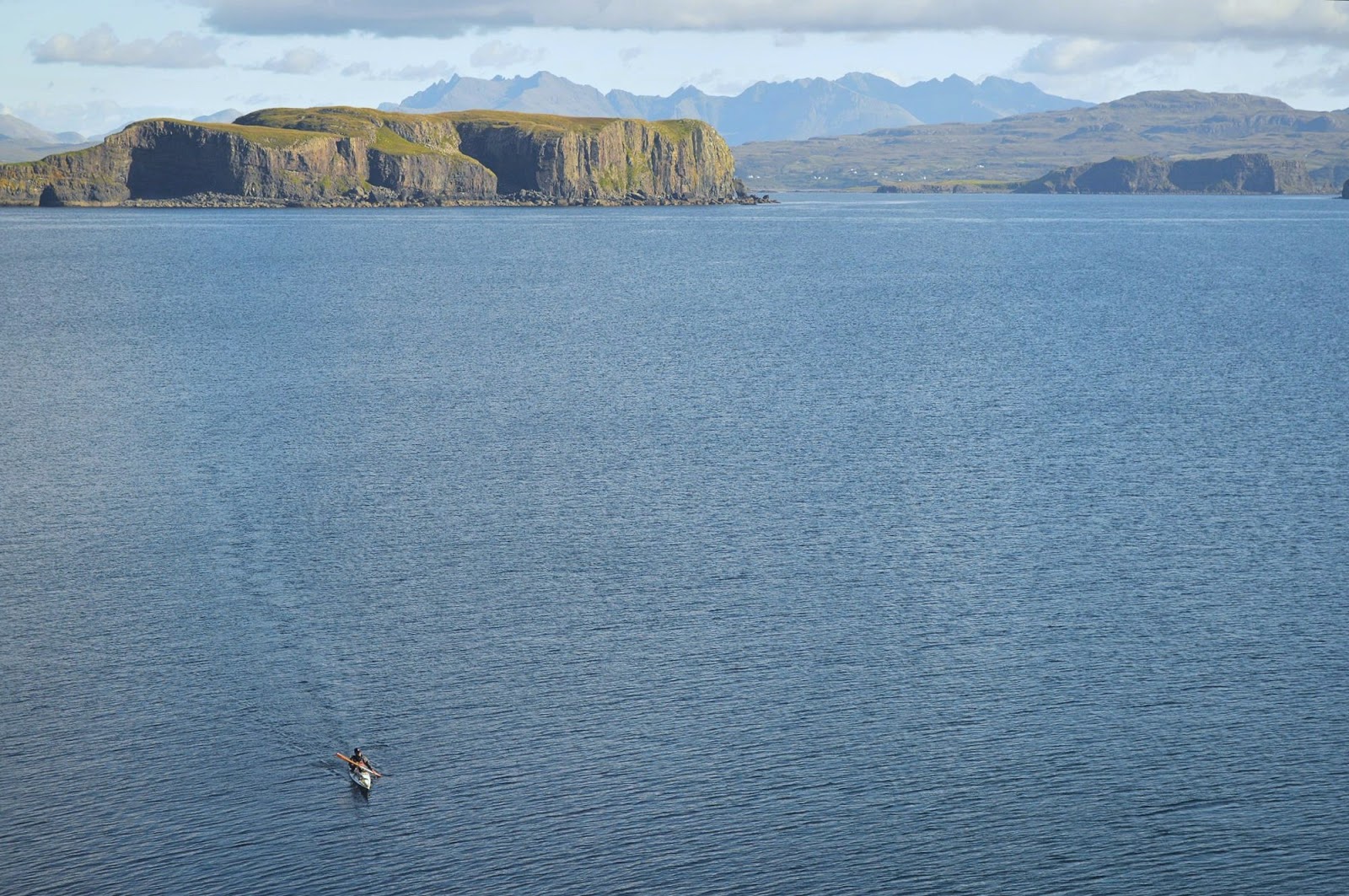 Stuart Yendle - Sea Kayak Adventures: Loch Bracadale - Isle of Skye
