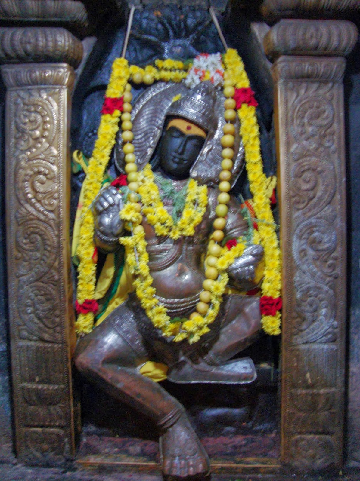 Tamilnadu Tourism: Jalanatheeswarar Temple, Thakkolam – The Temple