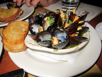 W|B|WALL: Restaurant Review | Pizzeria Mozza in Newport Beach