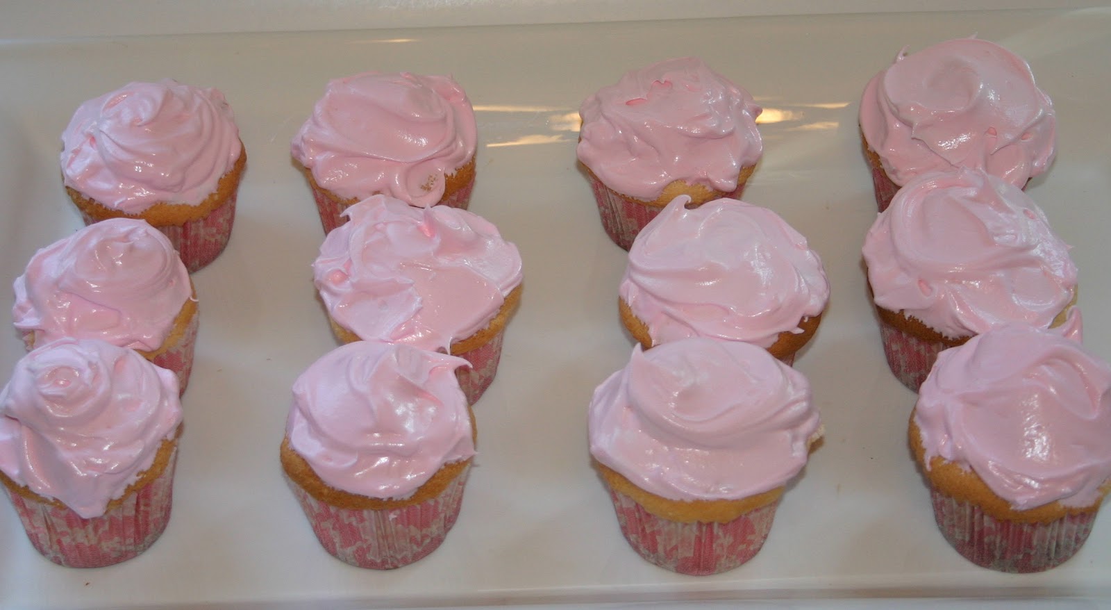Sweetie Petitti: Angel Food Cupcakes