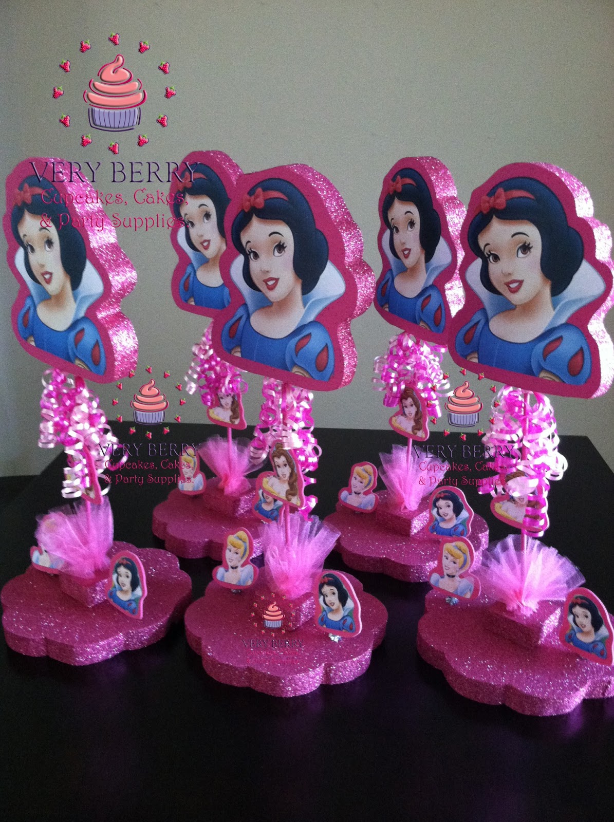 Veryberry Cupcakes: SNOW WHITE CENTERPIECES