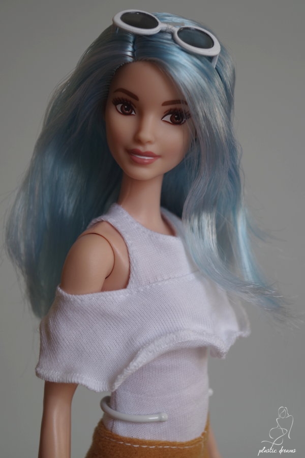 Plastic Dreams Dolls :: Barbie et miniatures: Fashionistas Barbie Doll ...
