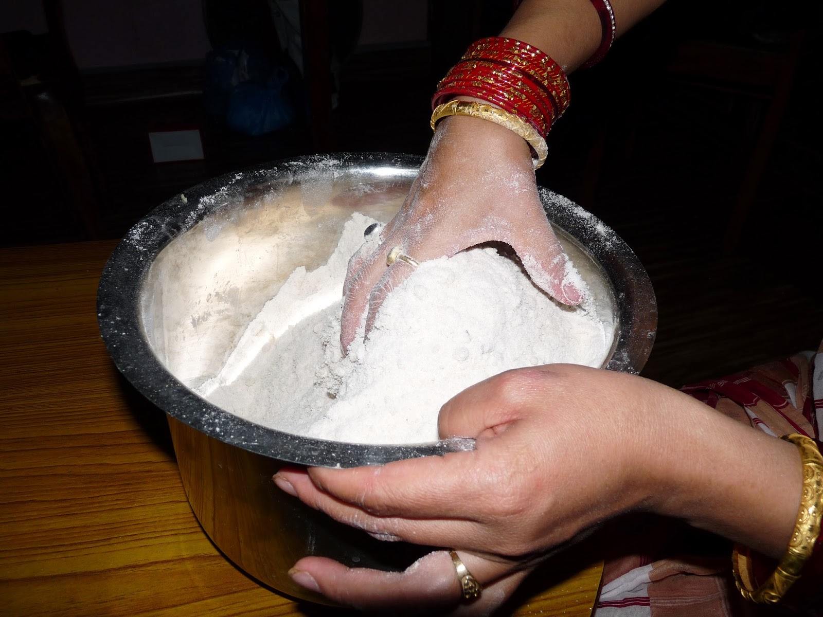Sel Roti Nepali Traditional Bread - Les photos du randonnee en montagne ...