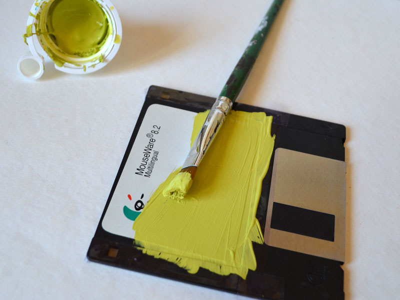 Arabela: Cutiuţa din dischete pentru băieţi şi fete