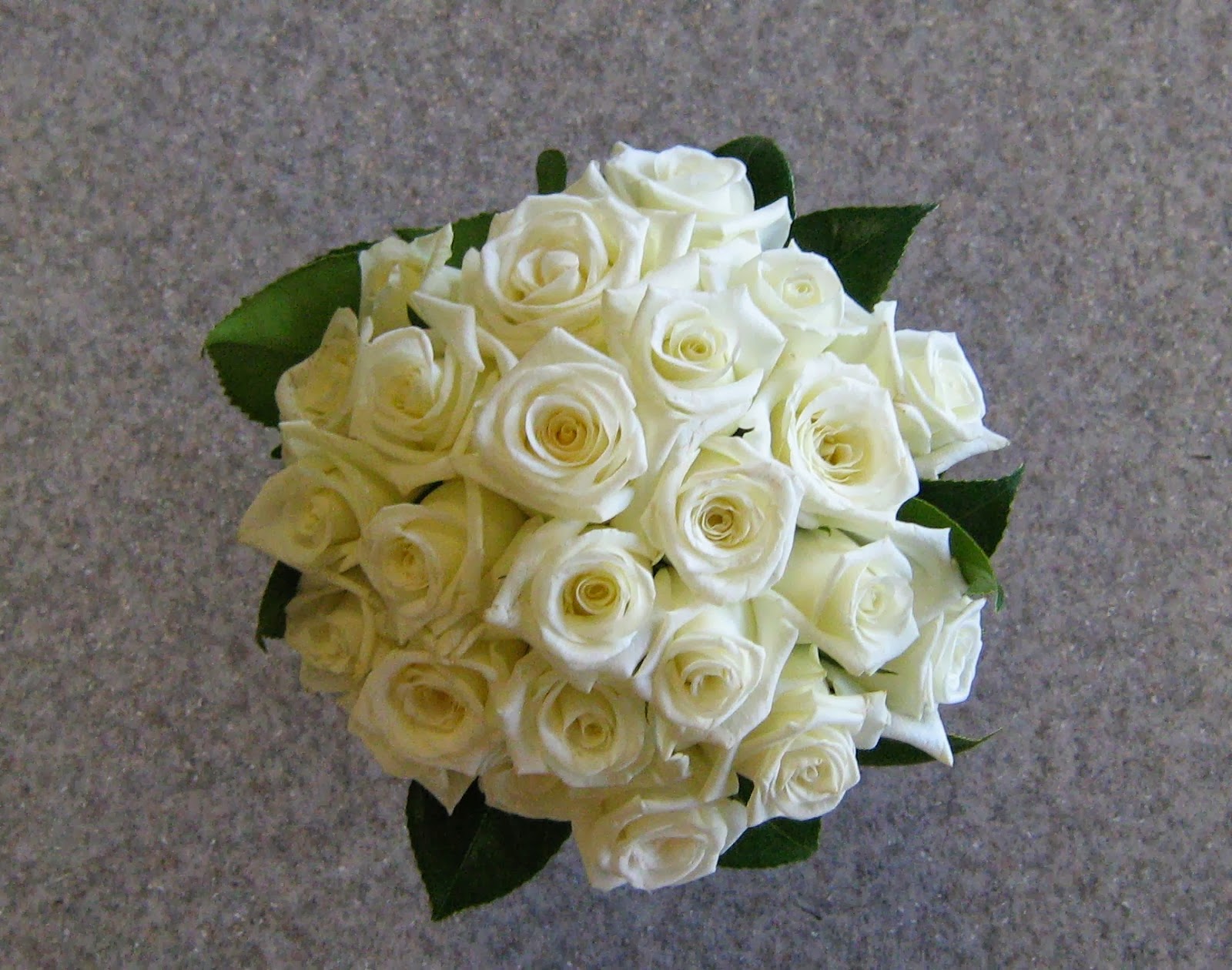 Bunga Mawar Layu Hitam Putih PNG