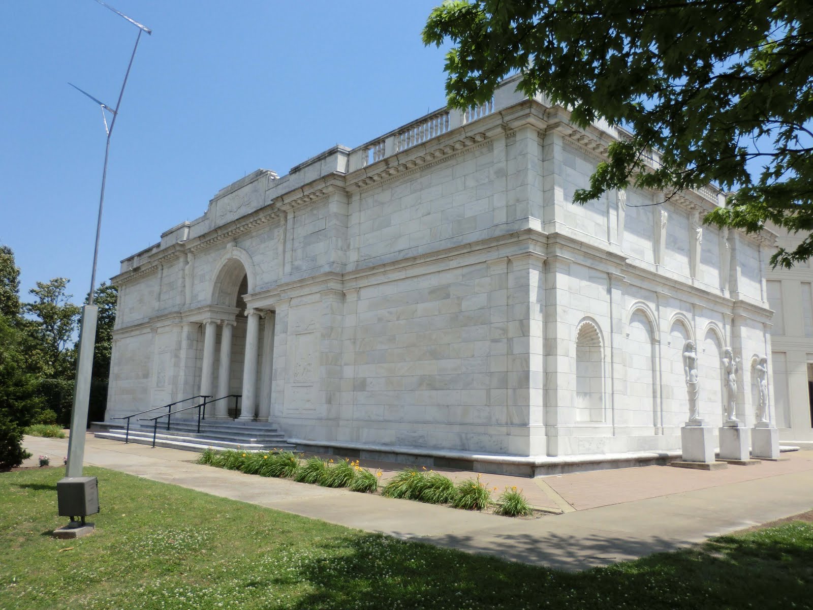The Devoted Classicist: The Memphis Brooks Museum of Art and Architect ...
