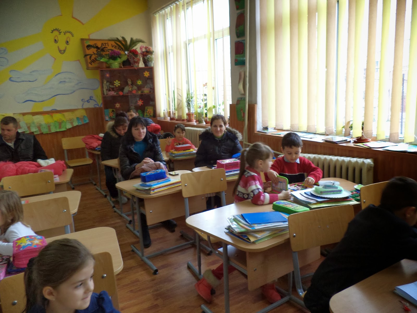 CLASA PITICILOR SCOALA GIMNAZIALA NR. 3 ZIMNICEA: ZIUA PORTILOR ...