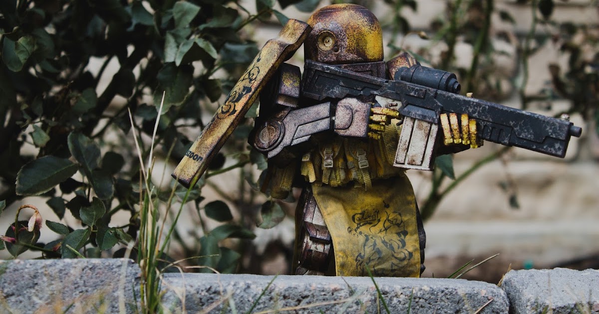 World War Robot Museum: The Lobby