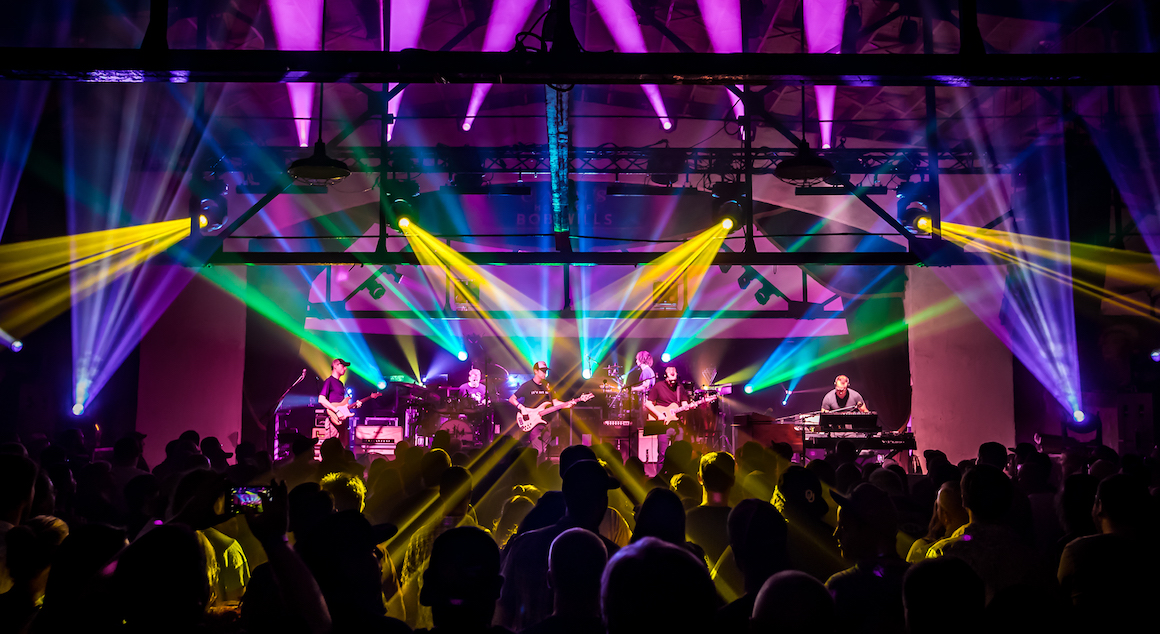 The Curtain With: Umphrey's McGee - 2018-08-09 Cain's Ballroom, Tulsa, OK