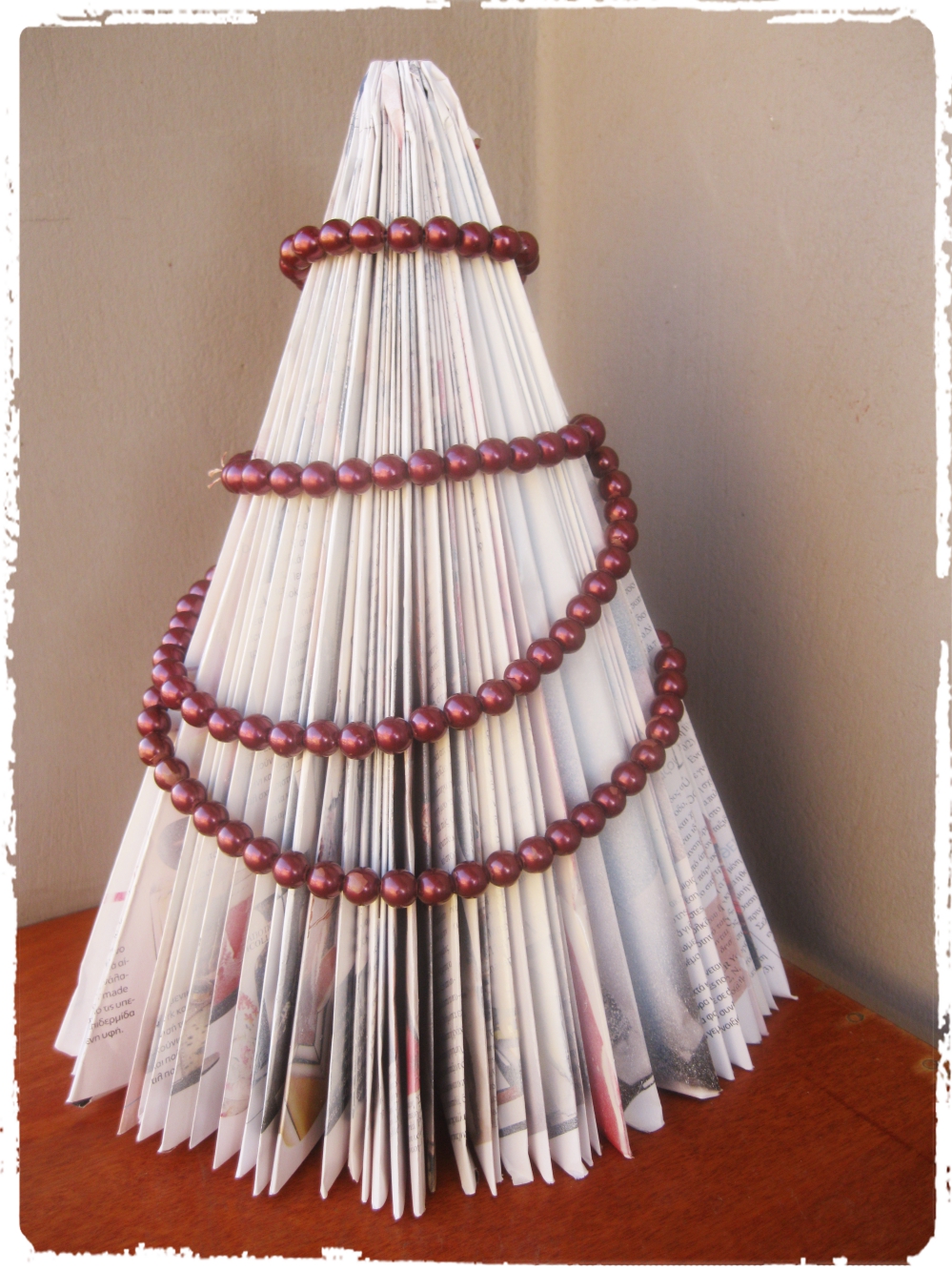 styleitchic.blogspot.com: ΧΡΙΣΤΟΥΓΕΝΝΙΑΤΙΚΑ ΔΕΝΤΡΑ ΑΠΟ ΧΑΡΤΙ...