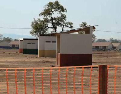 UNIVERSAL: Casas de Moatize usadas como símbolo de mau exemplo da Vale ...