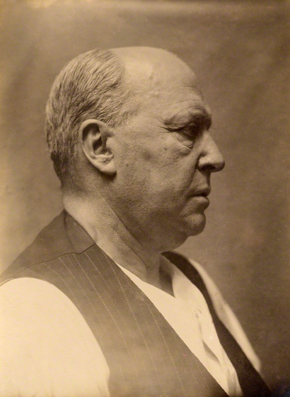 Spencer Alley: Henry James and The Sacred Fount