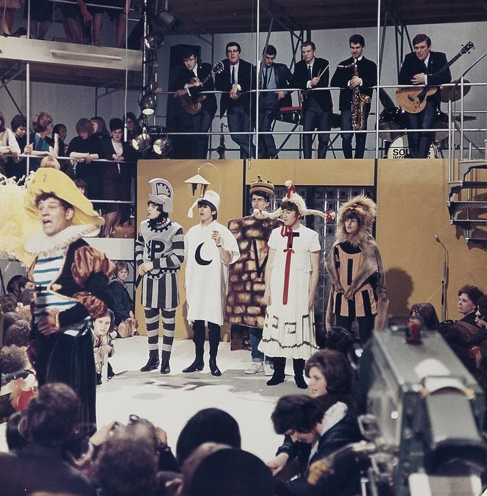 Meet the Beatles for Real: Around the Beatles