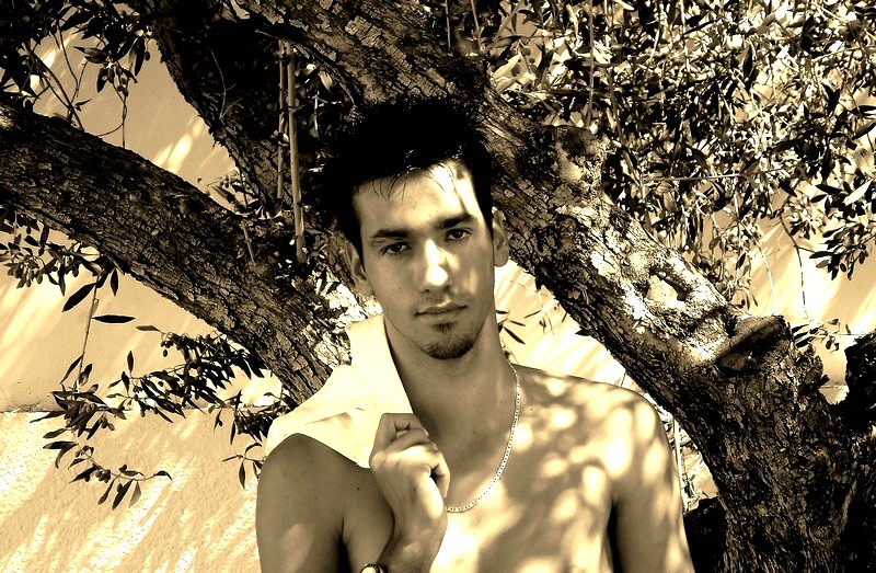 ARTISTIQUEMENT VOTRE INTERNATIONAL: ARTHUR MELIN MANNEQUIN FRANÇAIS