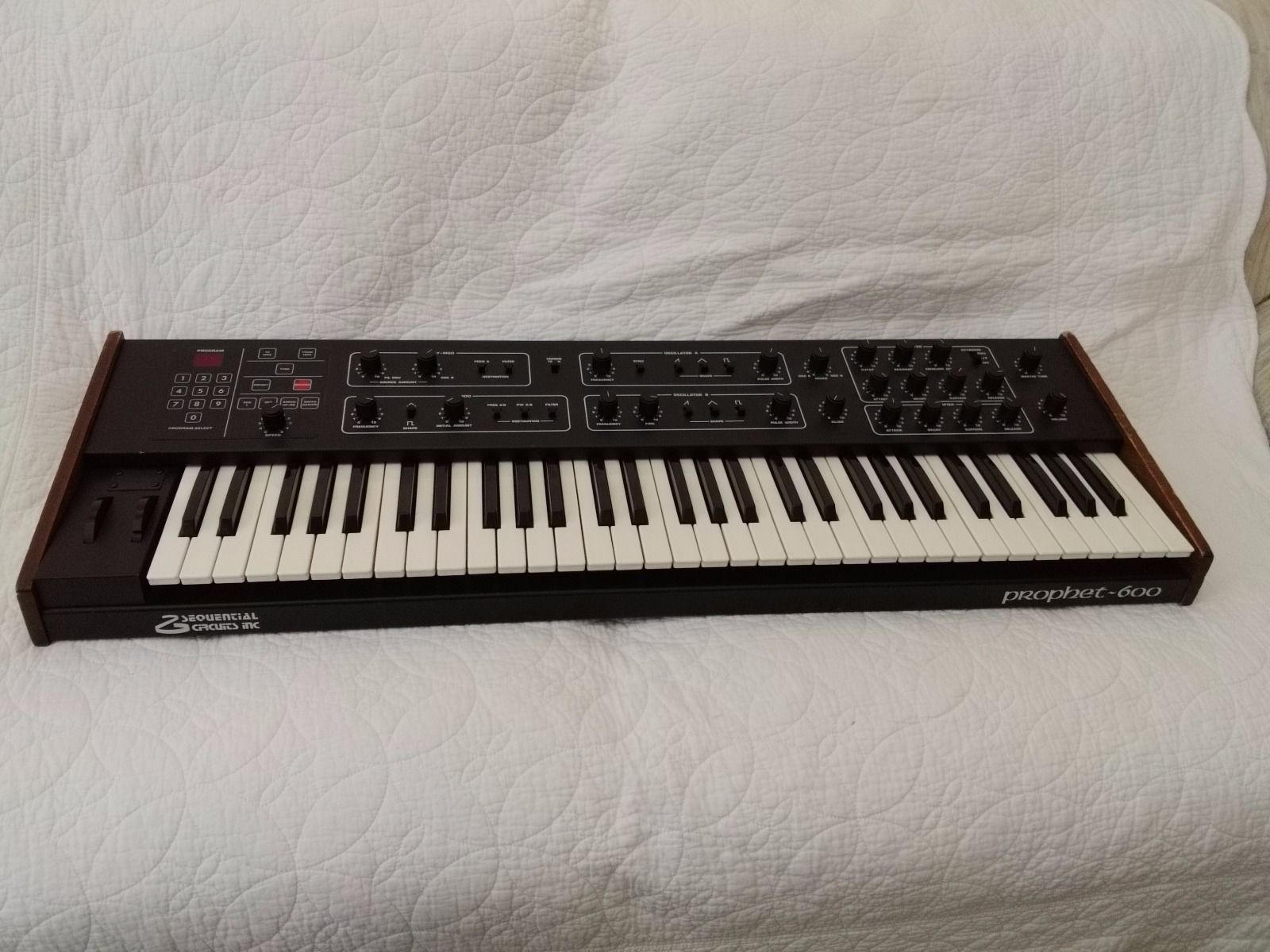 MATRIXSYNTH: SEQUENTIAL CIRCUITS PROPHET 600 SYNTHESIZER SN 3468