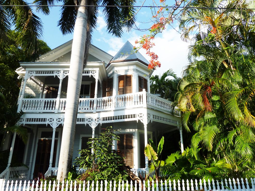 A Library of Design: Feeling Pink (and Green) in Old Town Key West...