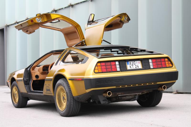 ///KarzNshit///: GOLD Delorean