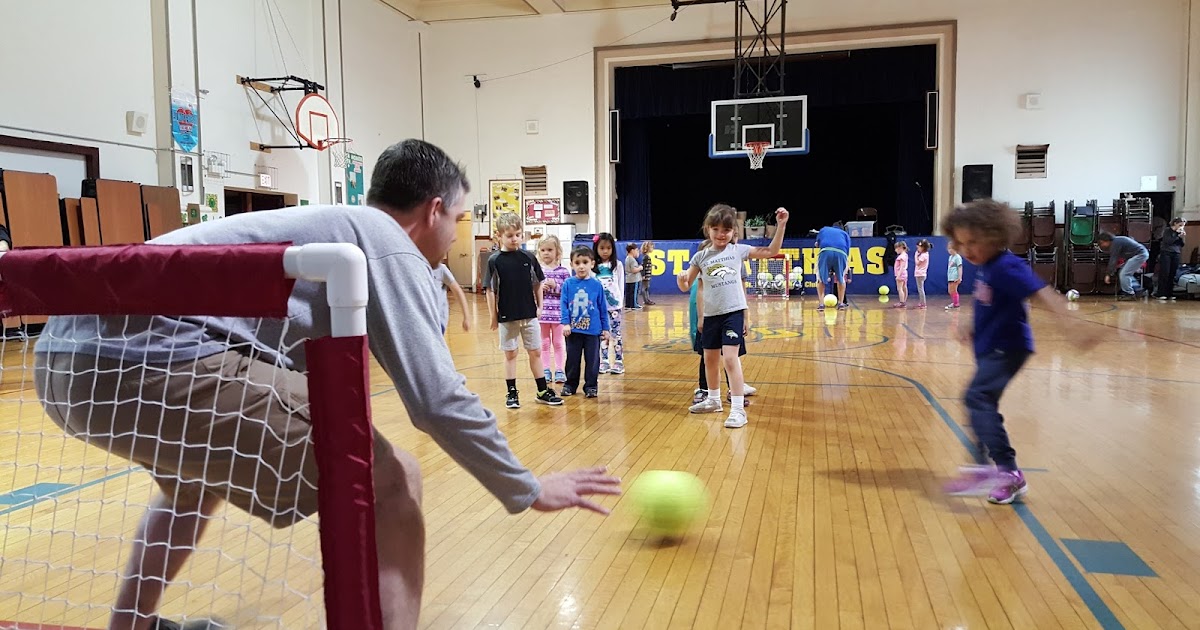 The Chicago Real Estate Local: Lincoln Square: St. Matthias Itty Bitty ...