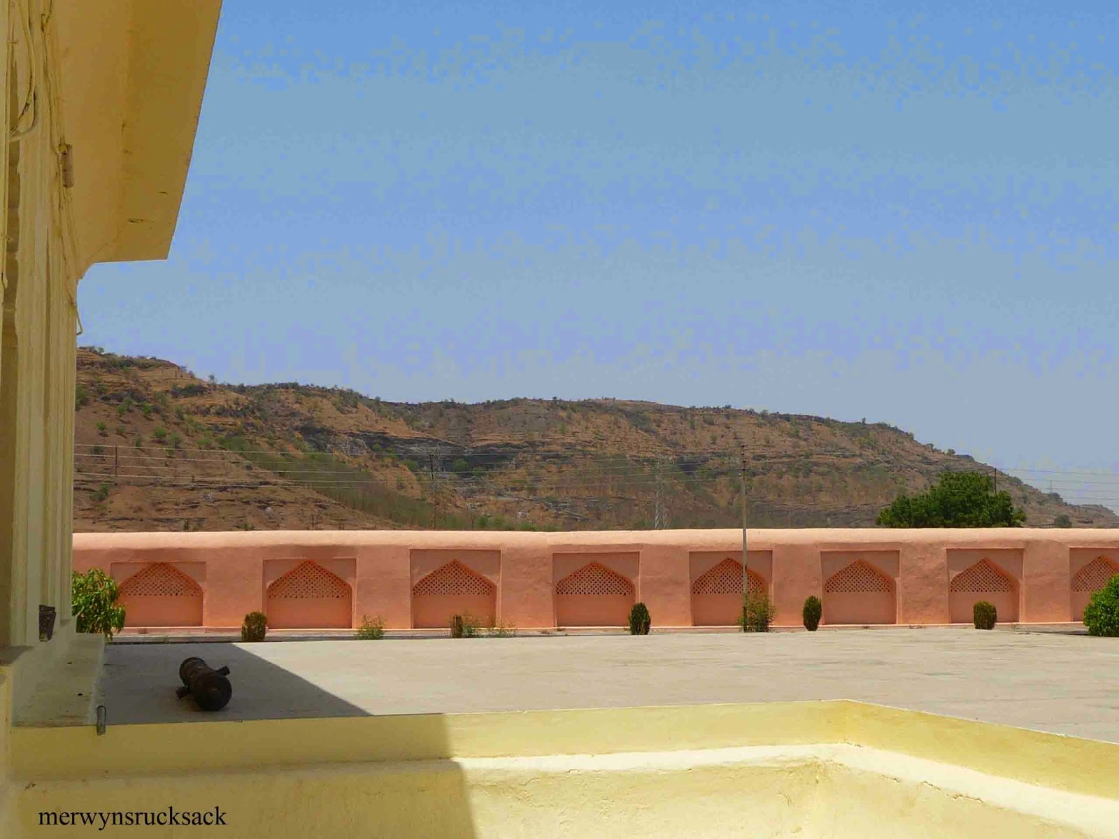 Sunheri Mahal on the outskirts of Aurangabad City | The journey of a ...