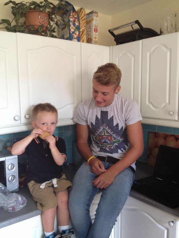 Dreams of Naughtiness: Lee Mitchell