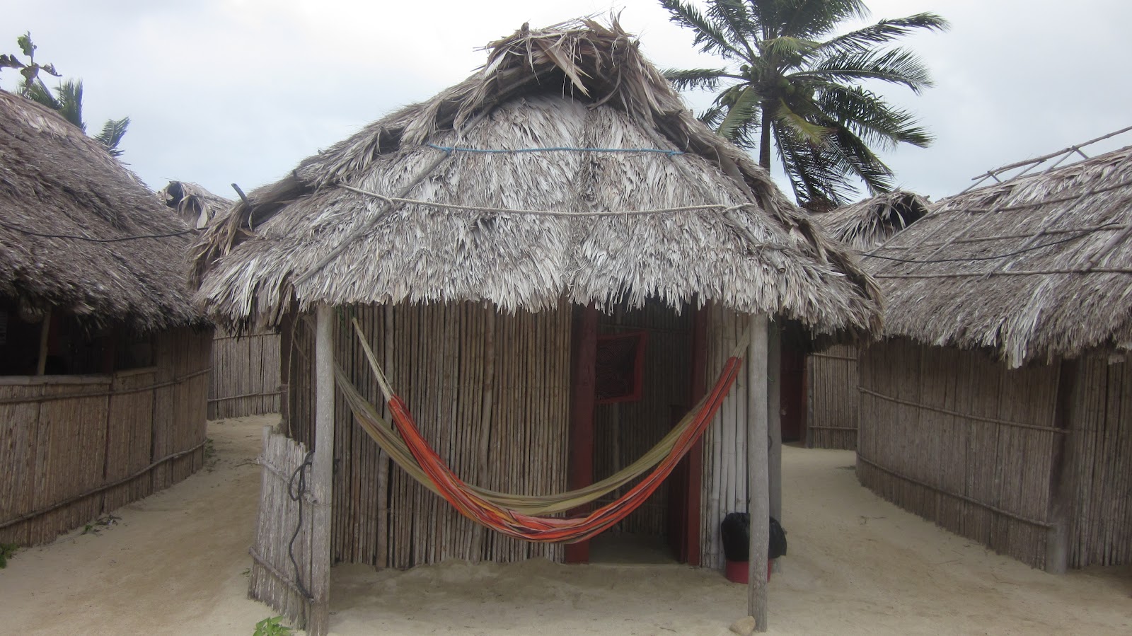 paseandote por el peru...y el mundo: El Mundo de los Dule:Capítulo II ...