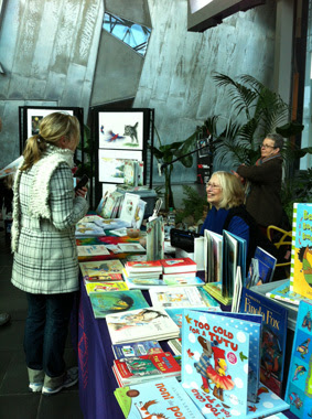 books illustrated blog: Jane Tanner at Fed Square
