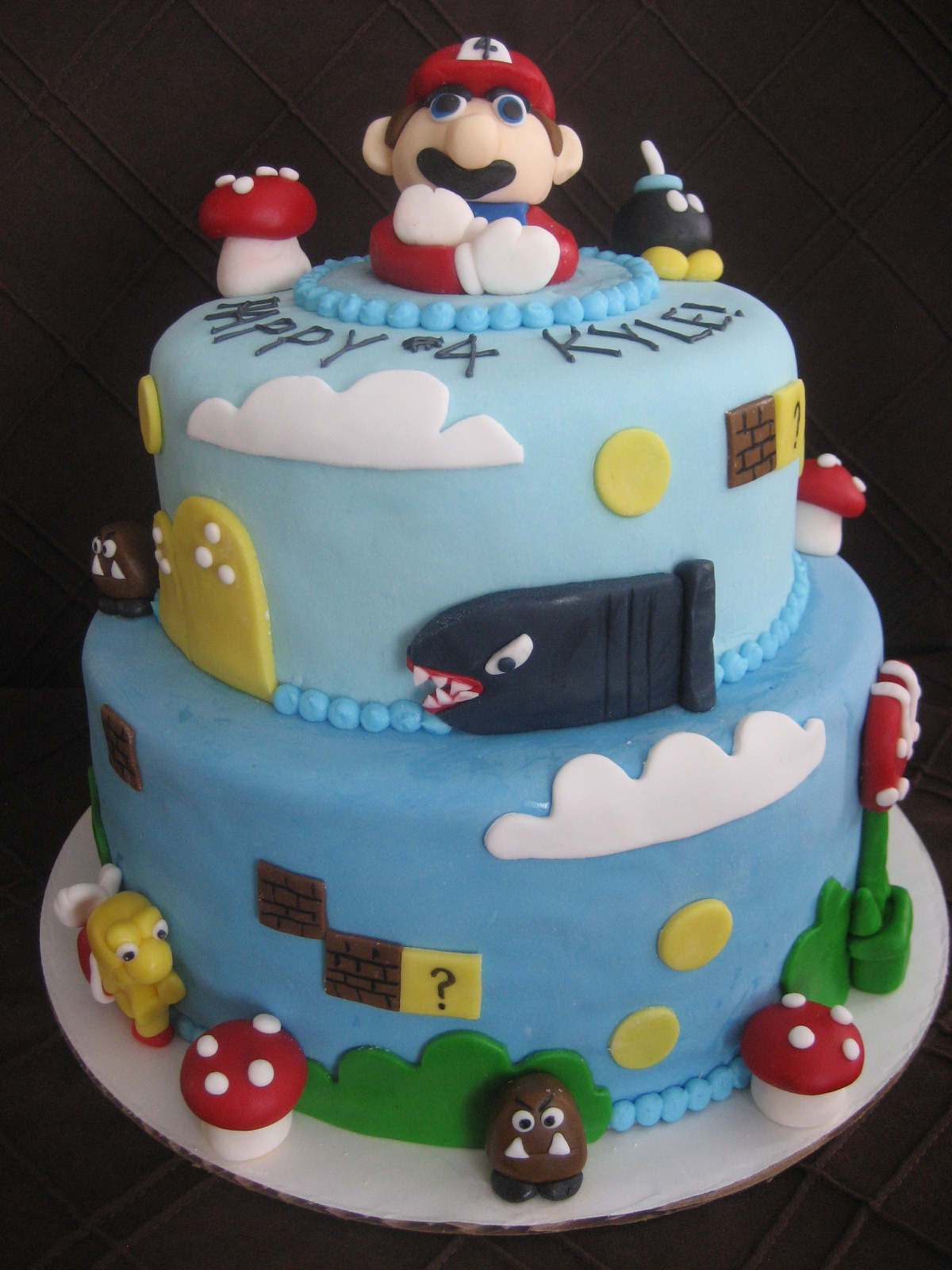 BeNi Cakes: Mario Cake and Cupcakes