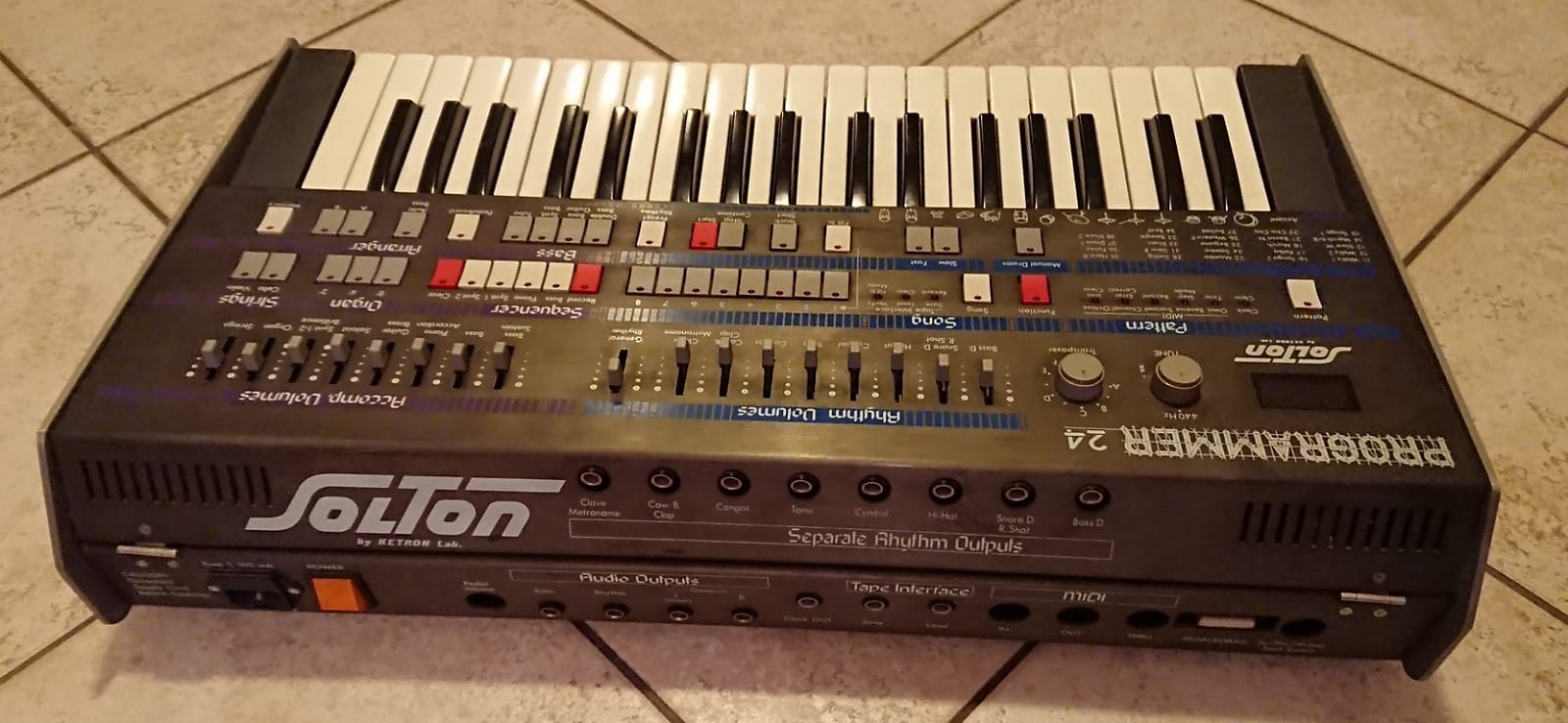 MATRIXSYNTH: SOLTON PROGRAMMER 24 Vintage Italian Drum Arranger Synth