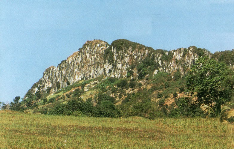 Permatang Kuarza Klang Gate